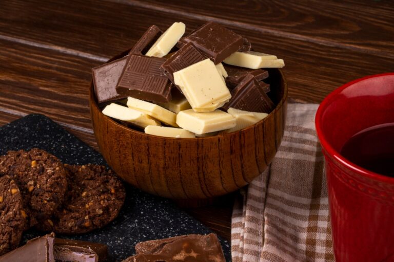 Chocolate dá espinha? É afrodisíaco? Vicia? Veja mitos e verdades ...
