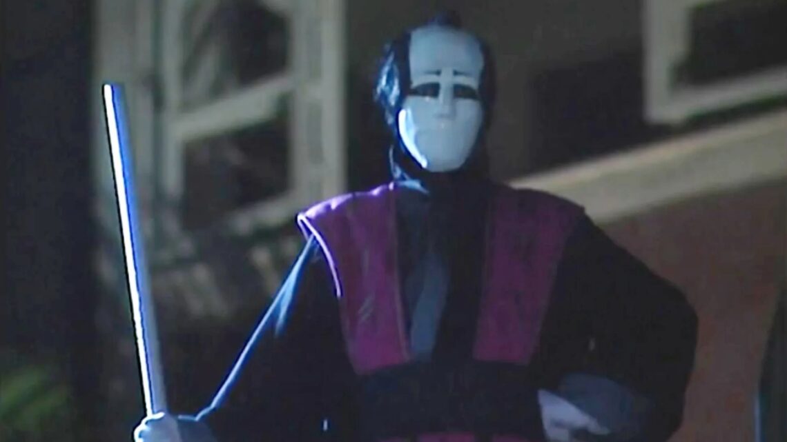 O que acontece com Adonay, o mascarado da novela 'A Viagem'?